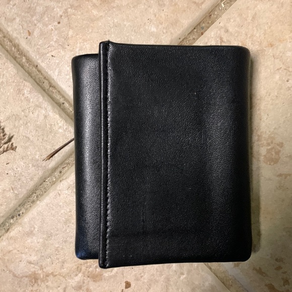 croft & barrow | Accessories | Mens Leather Trifold Wallet | Poshmark